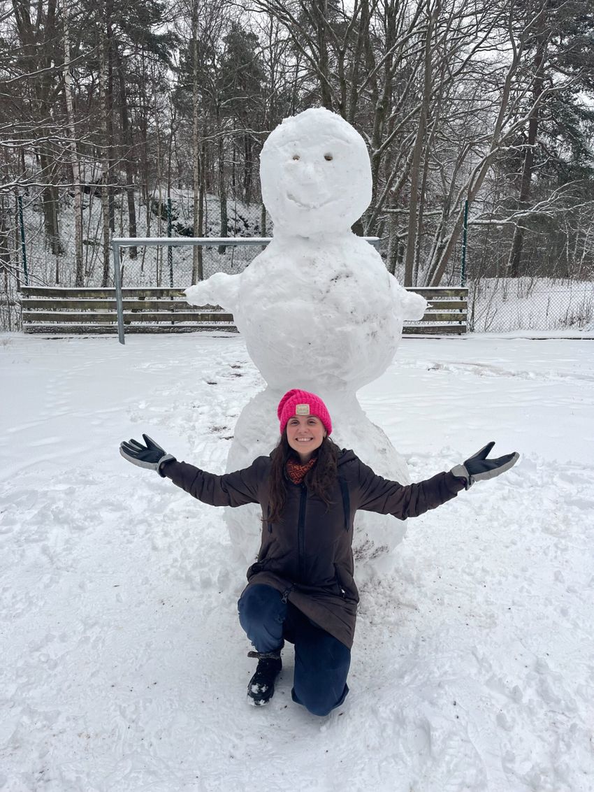 How to build a gigantic snowman - Study in Sweden